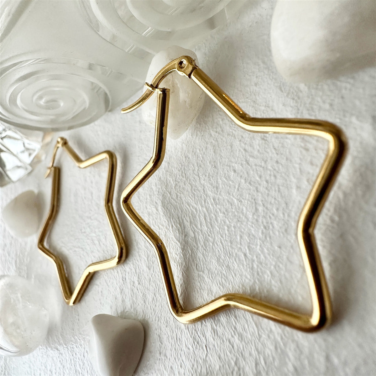 Pika & Bear - "Arcalis" Star Shaped Hoop Earrings in Gold – WestJet Store