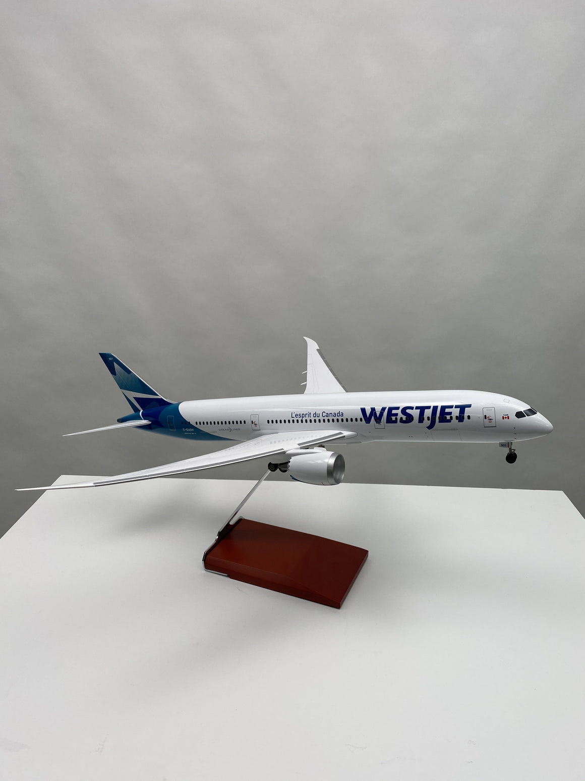 Model Airplanes – WestJet Store